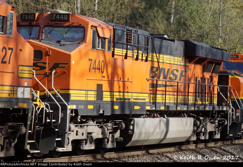 BNSF 7440